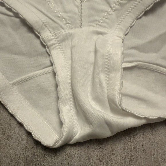 Playtex | Intimates & Sleepwear | New Vtg Playtex I Cant Believe Its A ...